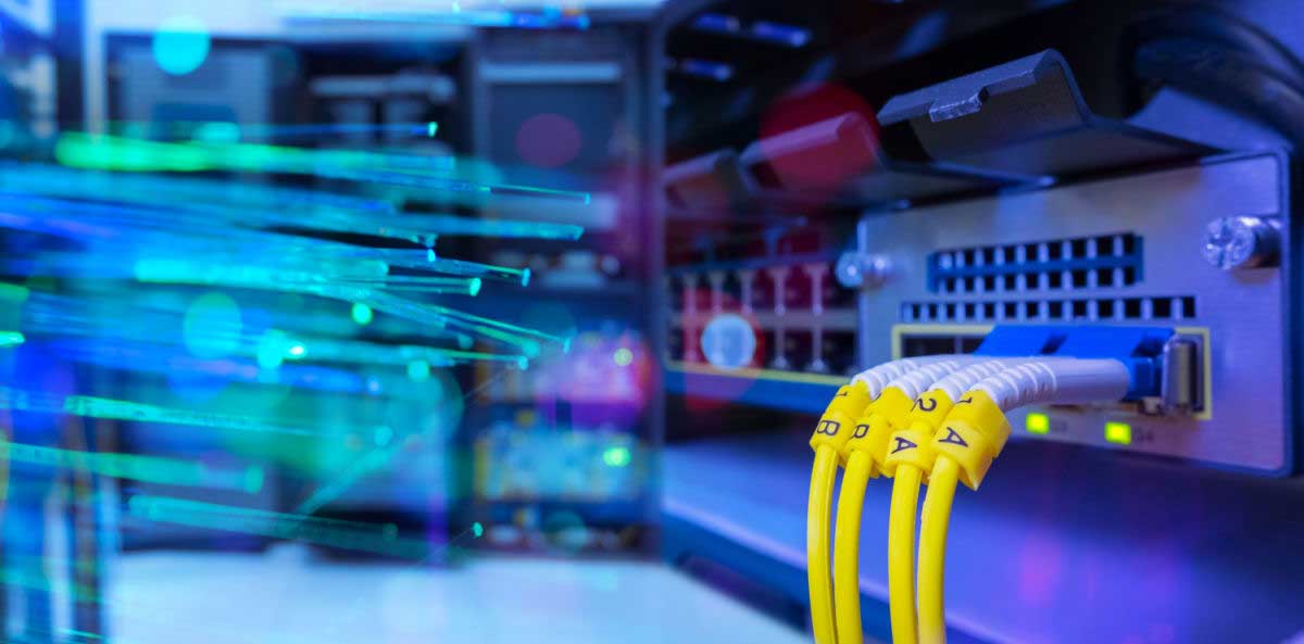 Top 3 Advantages of Choosing a Fiber Optic Network for Speed
